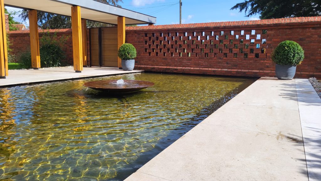 Berkshire House - Jali Brickwork | All Brick and Stone