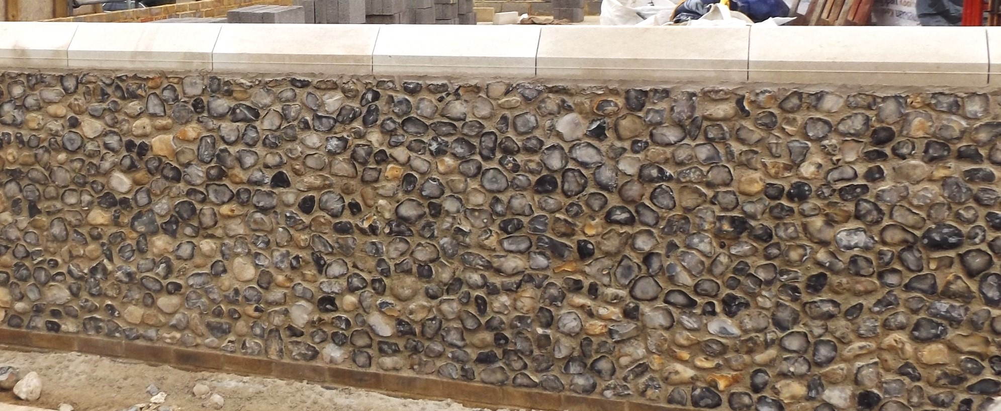 Loose Flint Premium Supplier UK | All Brick & Stone