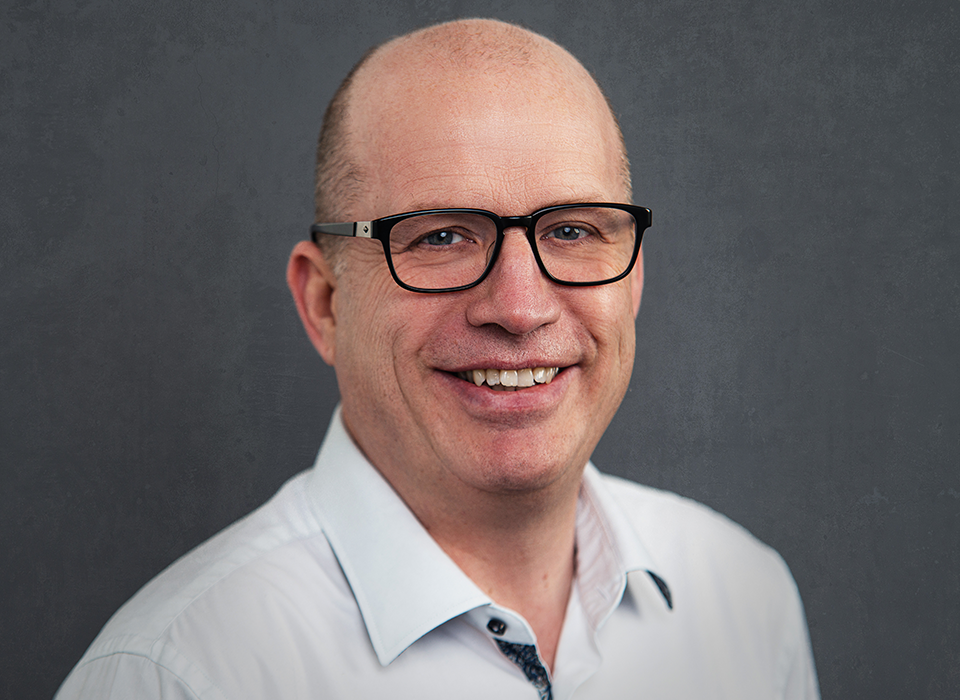 Simon: ‘Recovering after losing it all in business…’ | dbfb