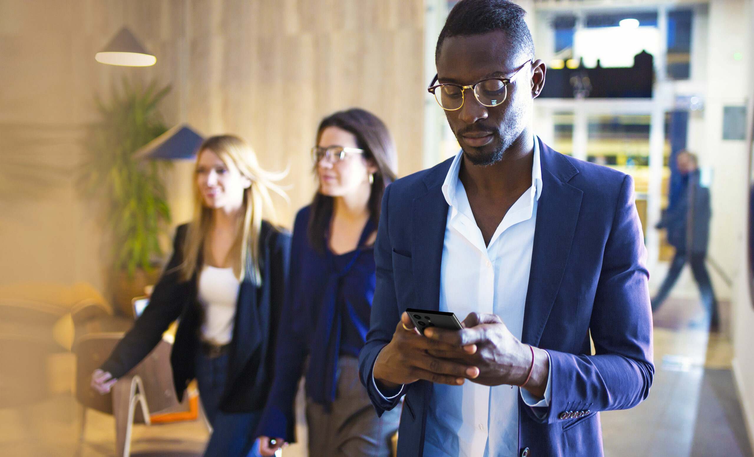 Smarter mobile solutions – 40% savings & full control | dbfb