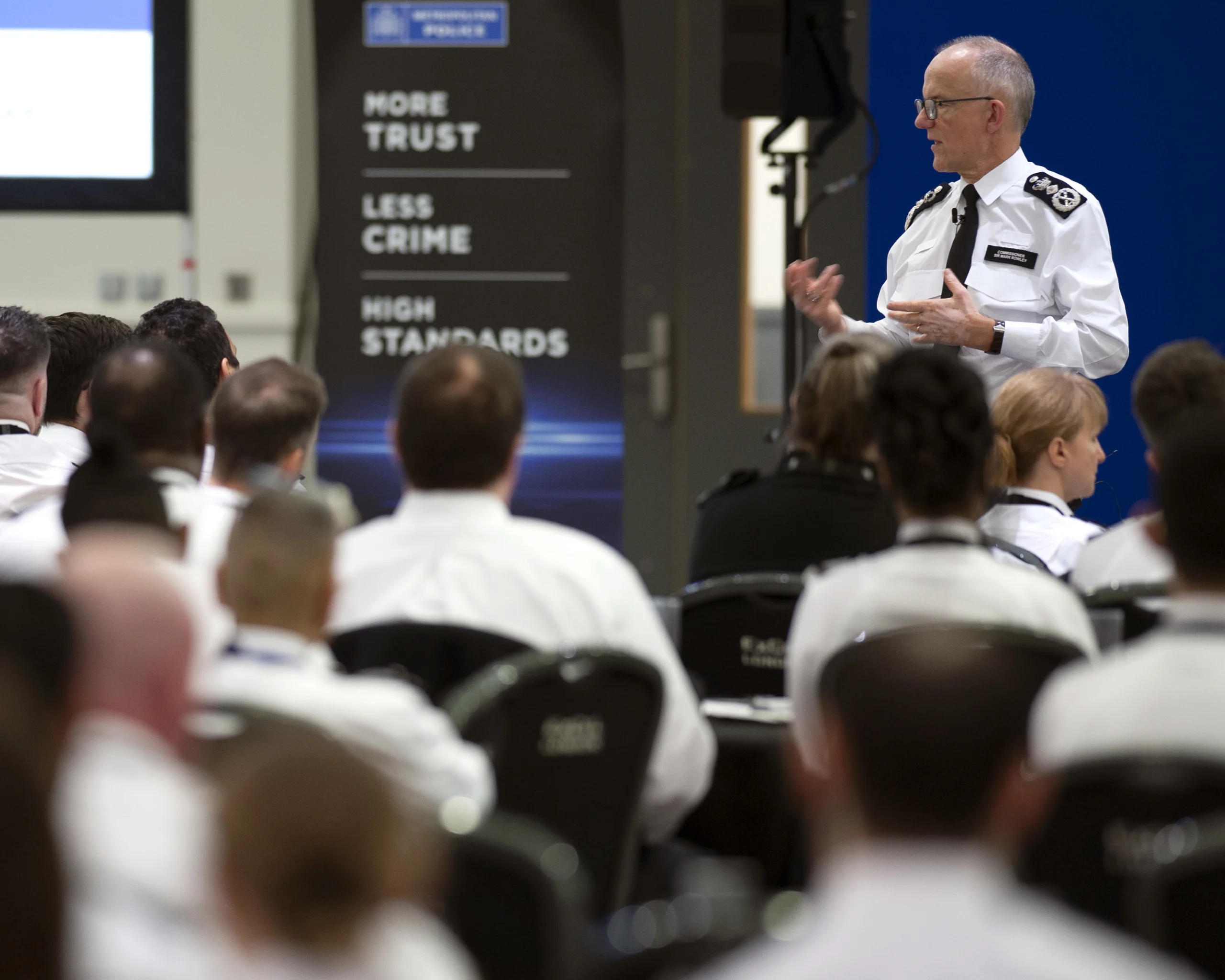 Almost 500 volunteer officers from across the Met convene for first ...