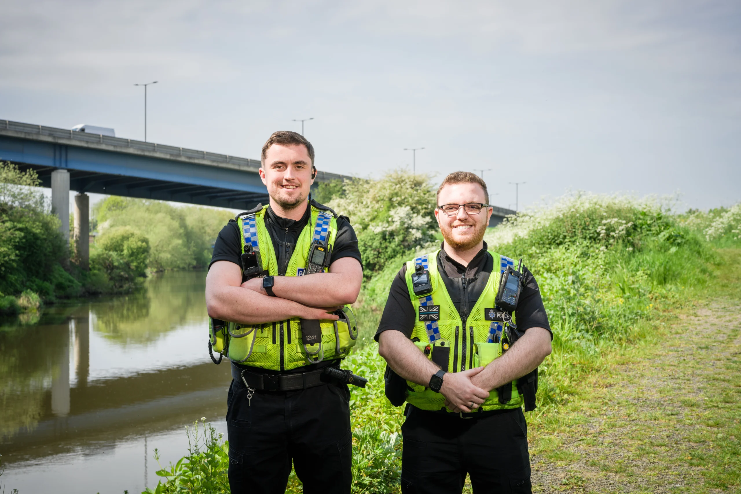 Officers’ bravery recognised for life saving river-rescue - Police Oracle