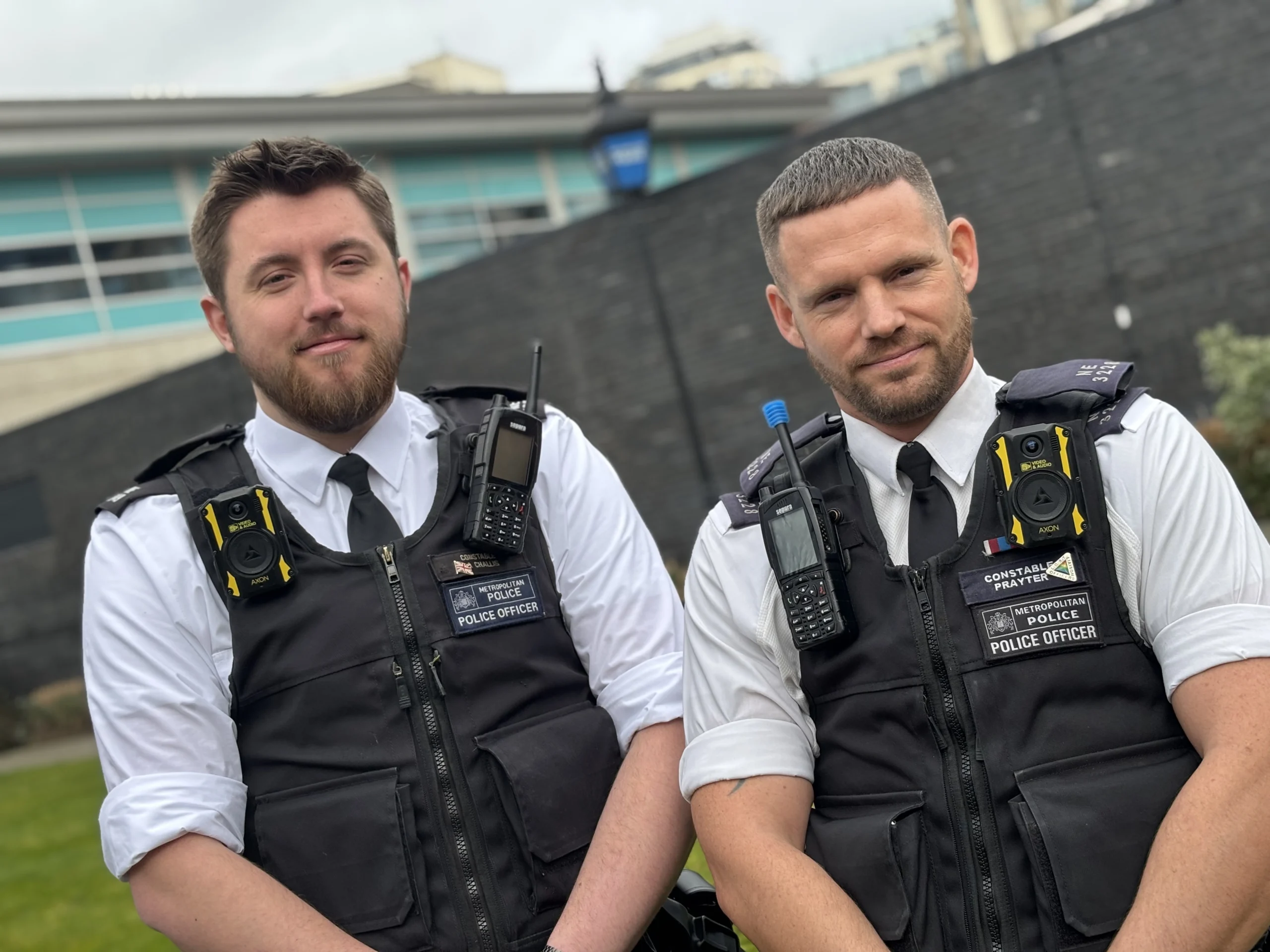 PCs who tackled man armed with sledgehammer win inaugural London police ...